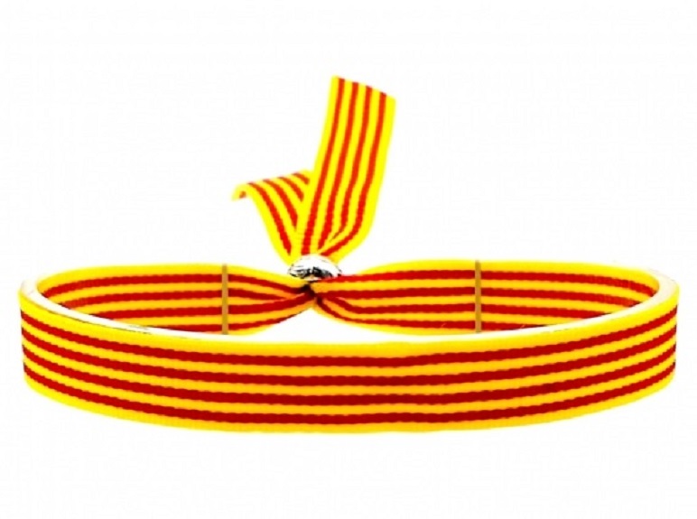 Qué significa ponerse una pulsera con la bandera de Aragón, según la ...